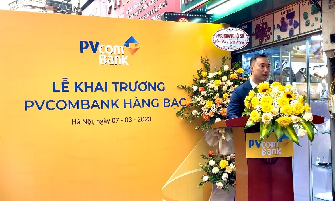PVcomBank Hàng Bạc tưng bừng khai trương | Tin PVcomBank | Tin tức ...