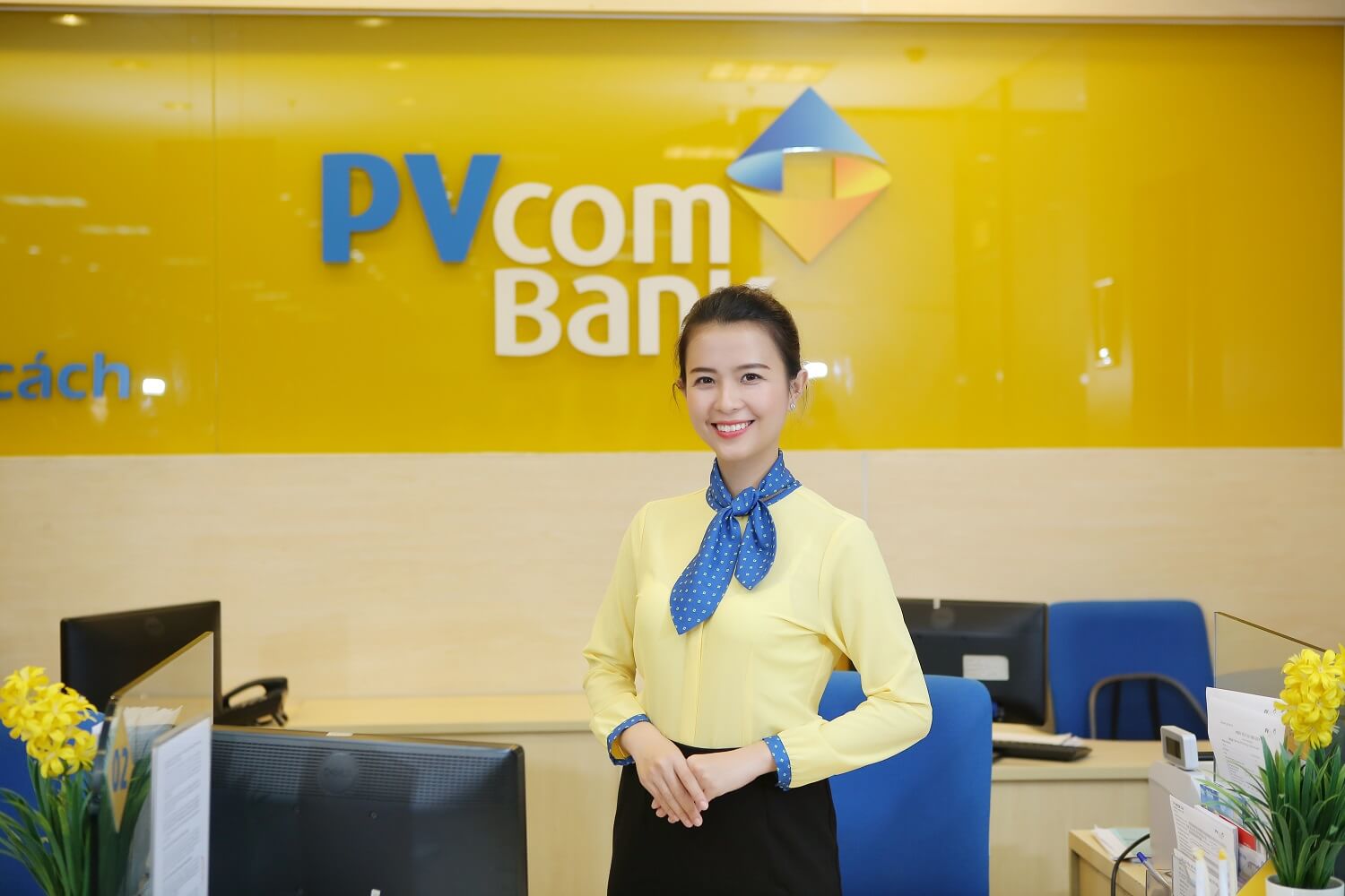 PVcomBank nhận hàng loạt giải thưởng quốc tế uy tín | Tin PVcomBank ...